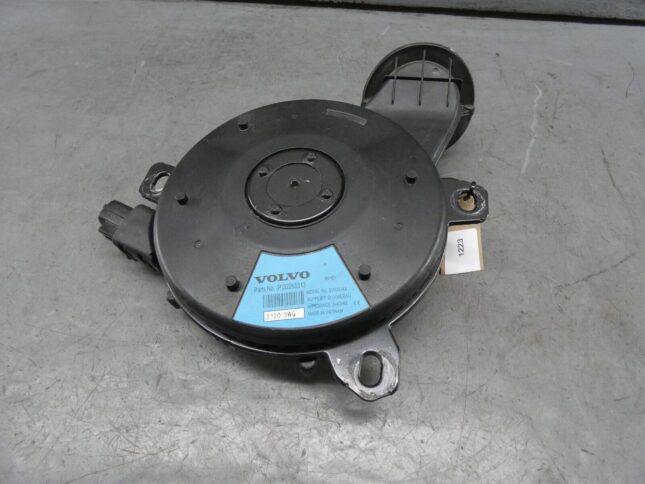 Volvo XC40 Subwoofer Speaker 1.5 Auto 2021 - 32265313 - Chrispin's Used ...