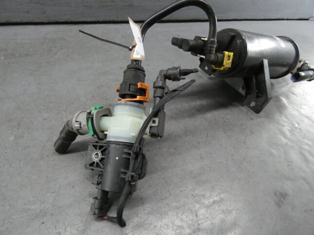 Volvo XC40 Canister Purge Solenoid Valve 1.5 Auto 2021 - 32139918 ...