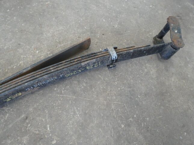 Mitsubishi L200 Passenger Nearside Rear Leaf Spring 2.4DI-D Auto 2018 ...