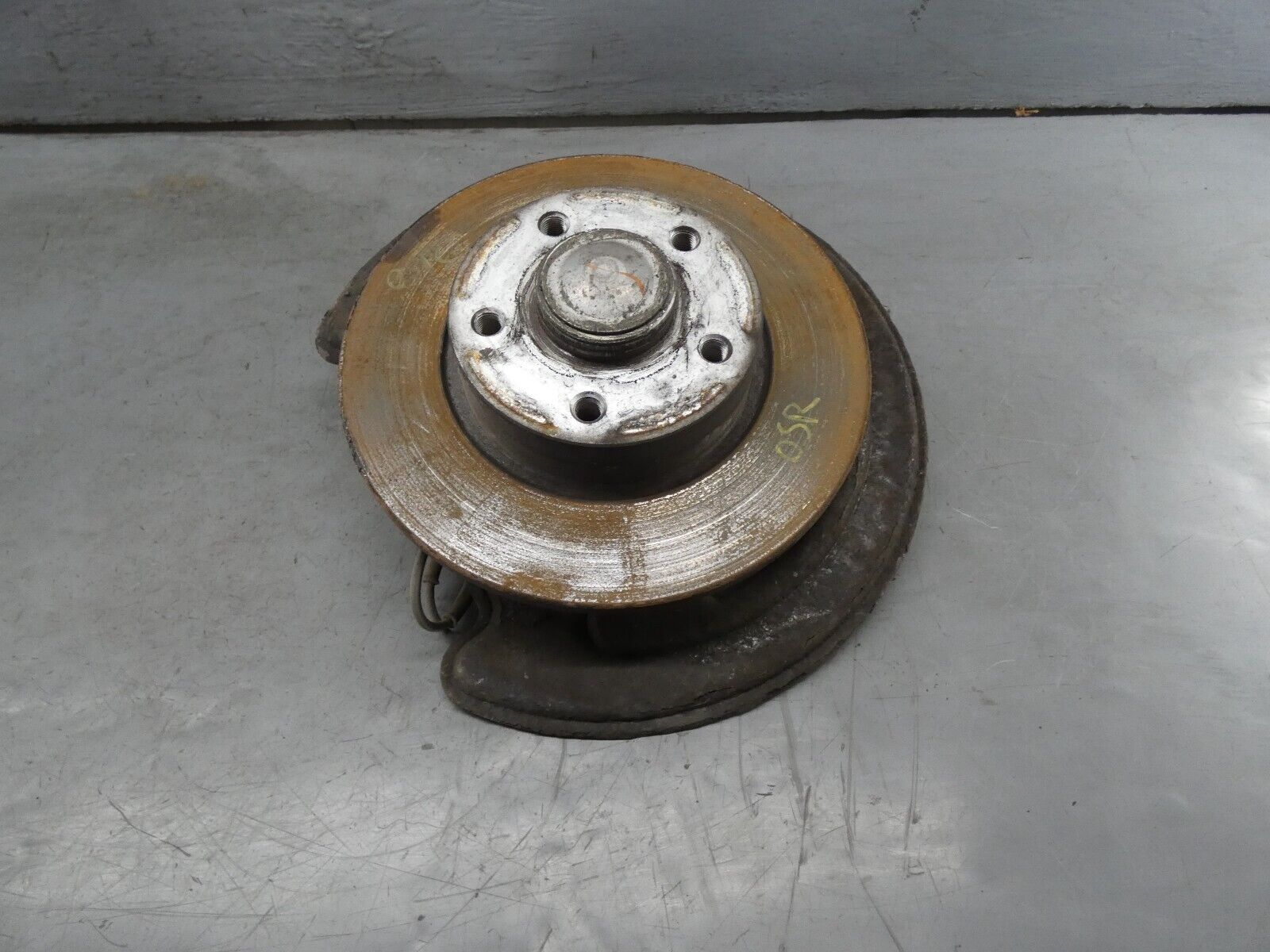 Vauxhall Vivaro Drivers Offside Rear Wheel Hub 1.6CDTI 2016 - Chrispin ...