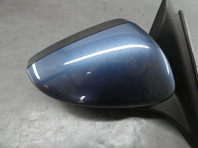 Ford Focus Drivers Offside Electric Folding Wing Mirror 5dr 2022 (BLUE ...