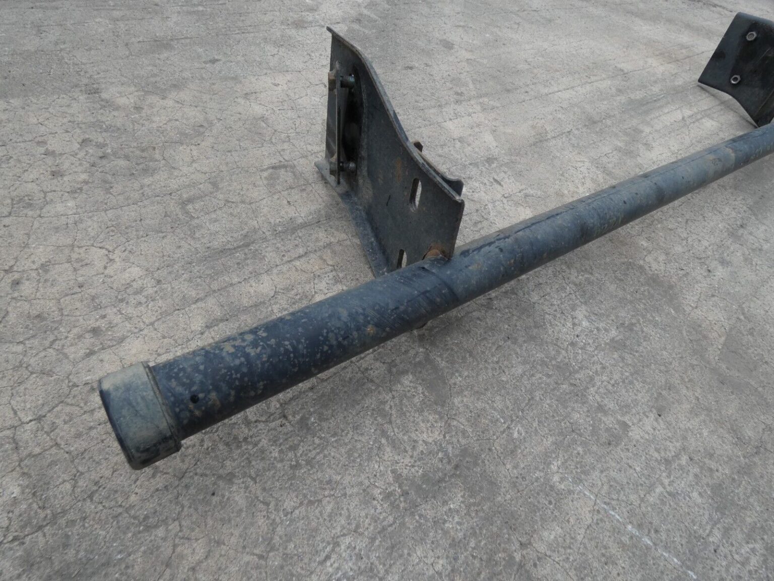 Mitsubishi L200 Rear Bumper Reinforcer Bar 2.4DI-D Auto 2018 - Chrispin ...