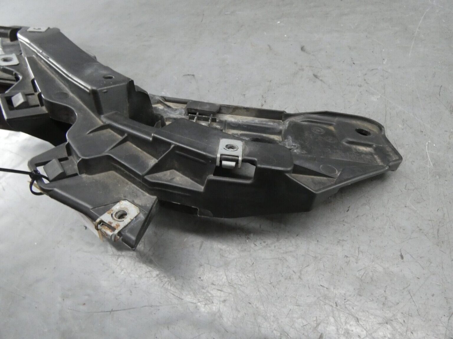 Citroen Relay Drivers Offside Front Headlight Headlamp Bracket 2.2HDI ...