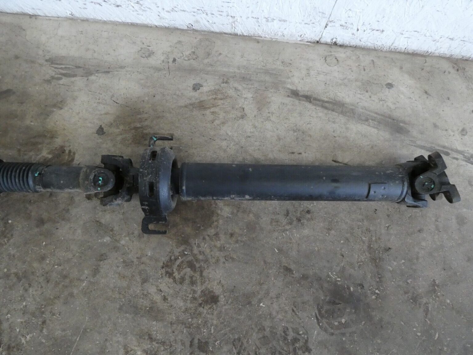 Ford Ranger Rear Propshaft Prop Shaft 2.0TDCI.E 2021 - EB3G-4K145-DE ...