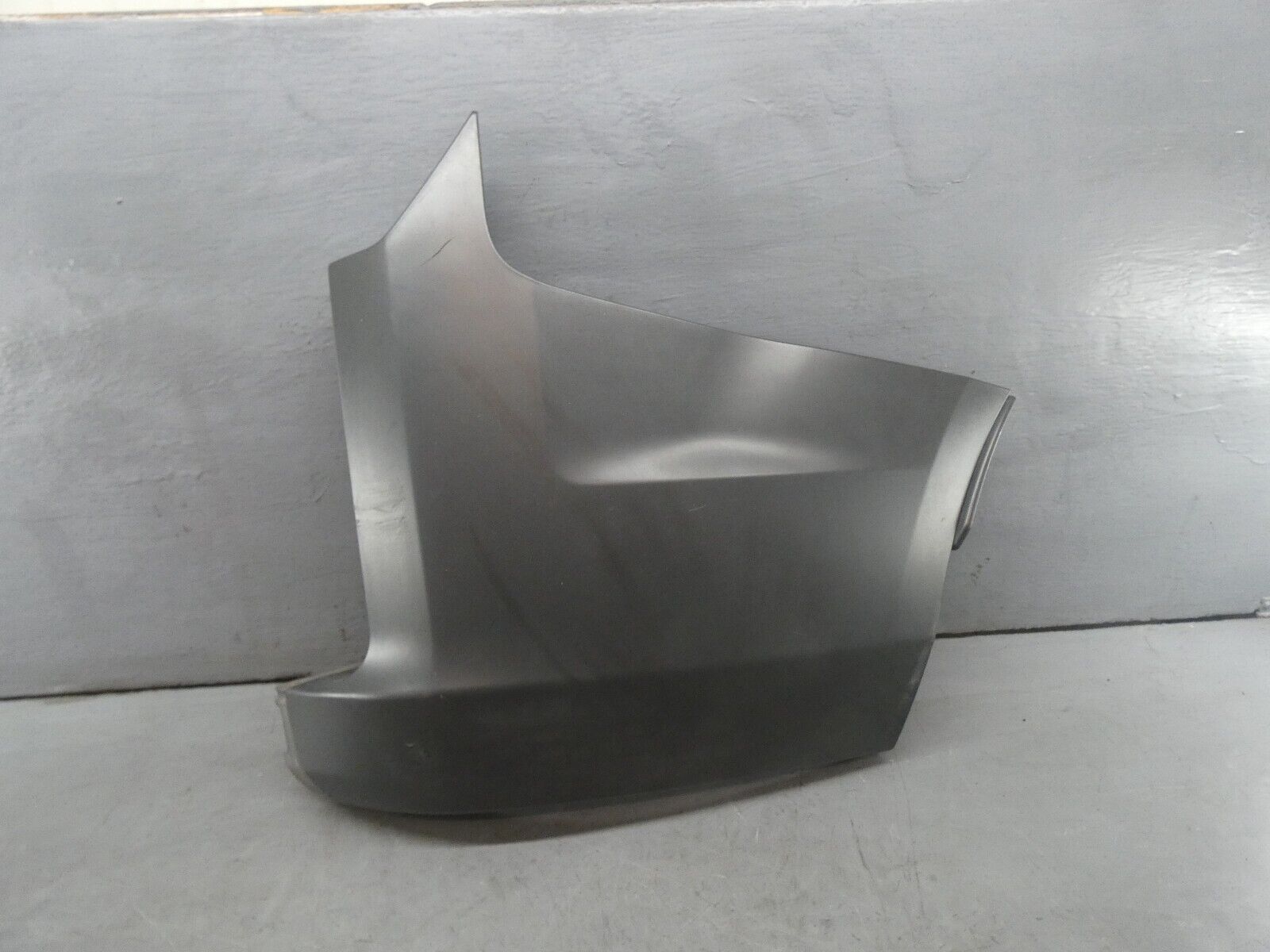 Ford Transit Custom Drivers Offside Rear Bumper Corner Trim Panel 2 ...