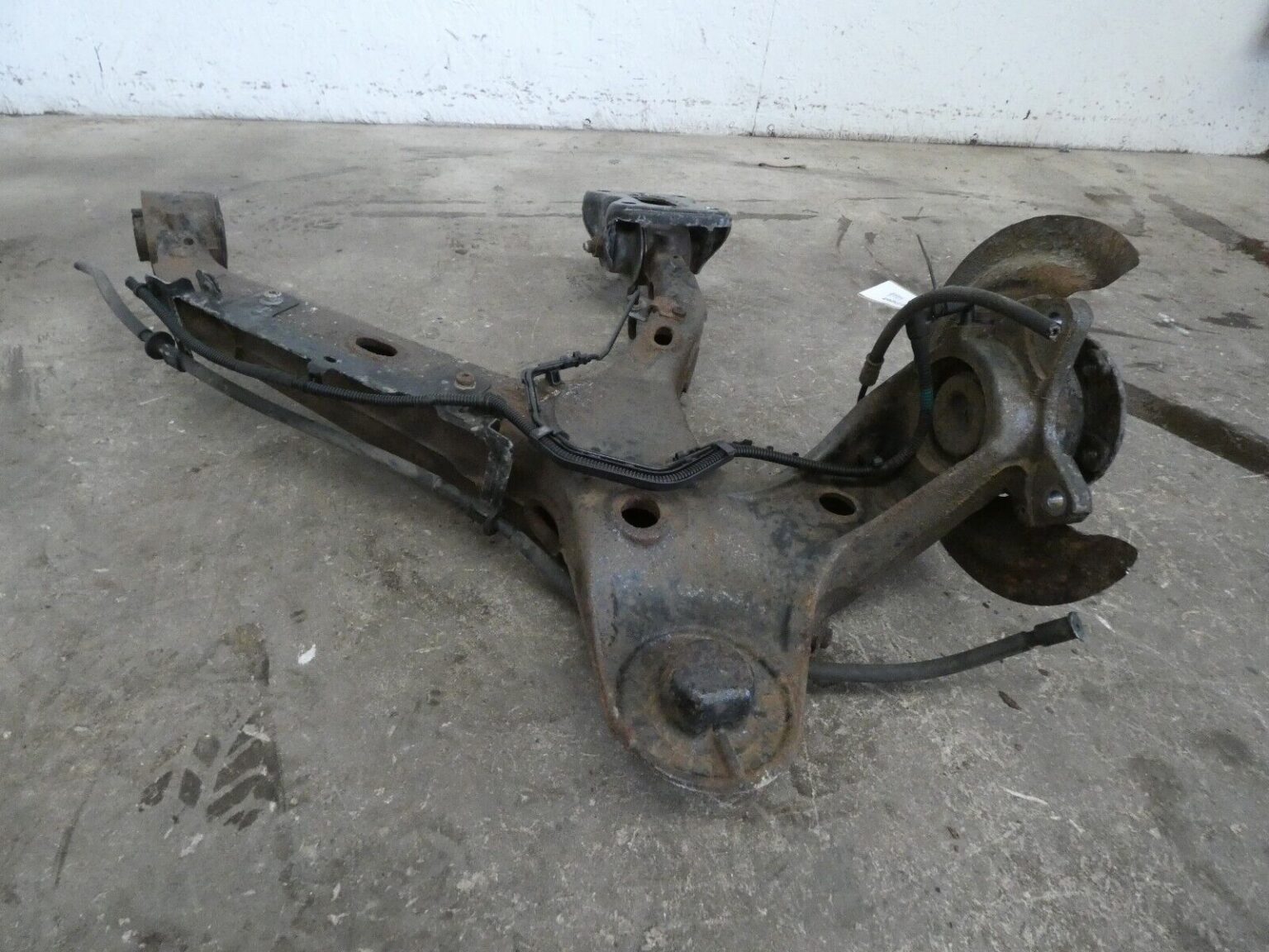 Peugeot Expert Drivers Offside Rear Wheel Hub 2.0HDI 2019 - Chrispin's ...