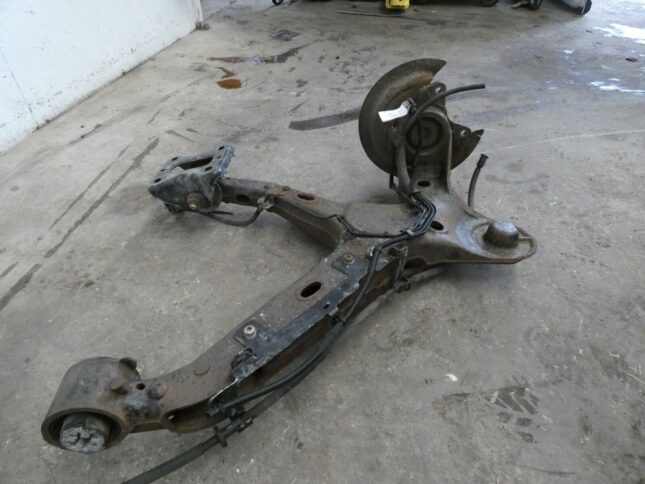 Peugeot Expert Drivers Offside Rear Wheel Hub 2.0HDI 2019 - Chrispin's ...