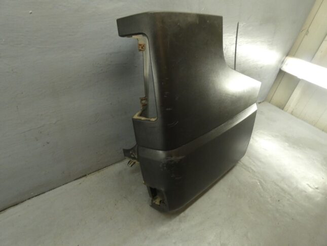 Vauxhall Vivaro Drivers Offside Rear Bumper Corner Trim 1.6CDTI 2014 ...