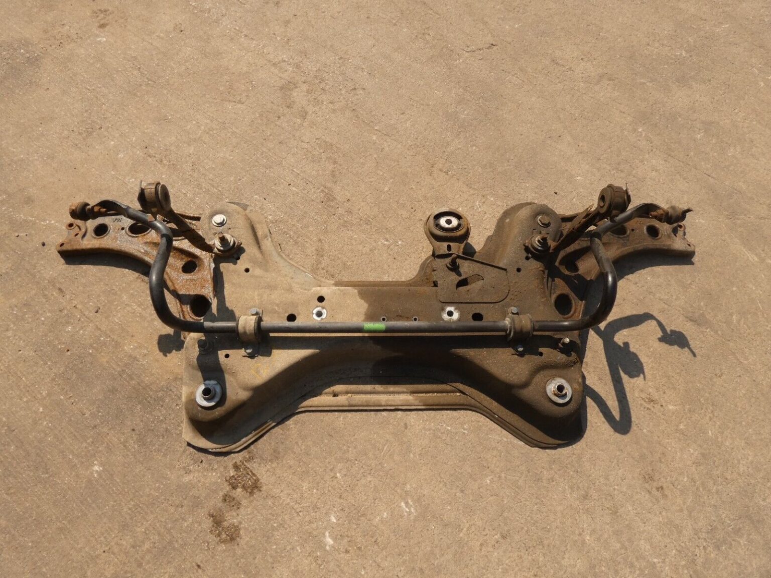Renault Trafic Front Subframe 1.6DCI 2015 - Chrispin's Used Car Spares