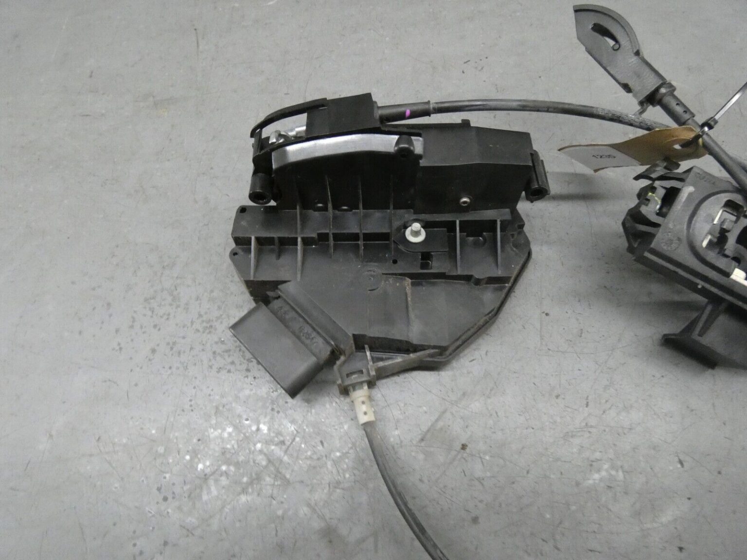 Ford Ranger Drivers Offside Rear Door Lock Latch Motor 2.2TDCI 2019 ...