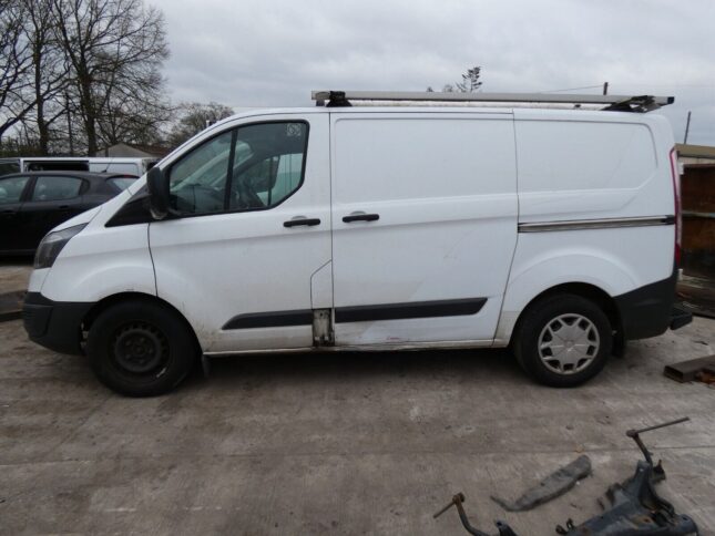 Ford Transit Custom Drivers Offside Rear Bumper Corner Trim Panel 2 ...