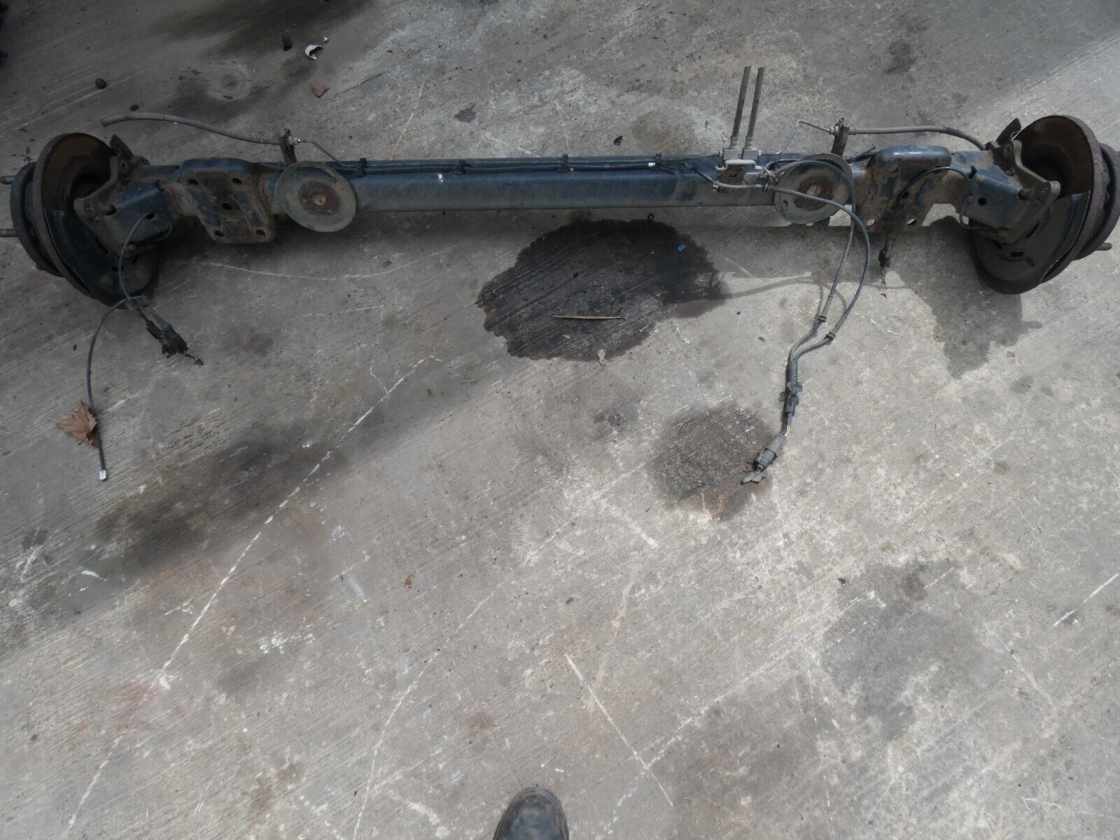 Ford Transit Custom Rear Axle 2.2TDCI 2016 - Chrispin's Used Car Spares