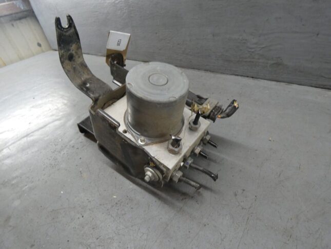 Ford Ranger ABS Pump Unit 2.2TDCI 2019 - GB3C-2C405-AC - Chrispin's ...