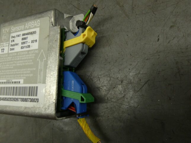 Fiat Ducato Airbag ECU 2.3 Multijet 2021 - 00046858203 - Chrispin's ...