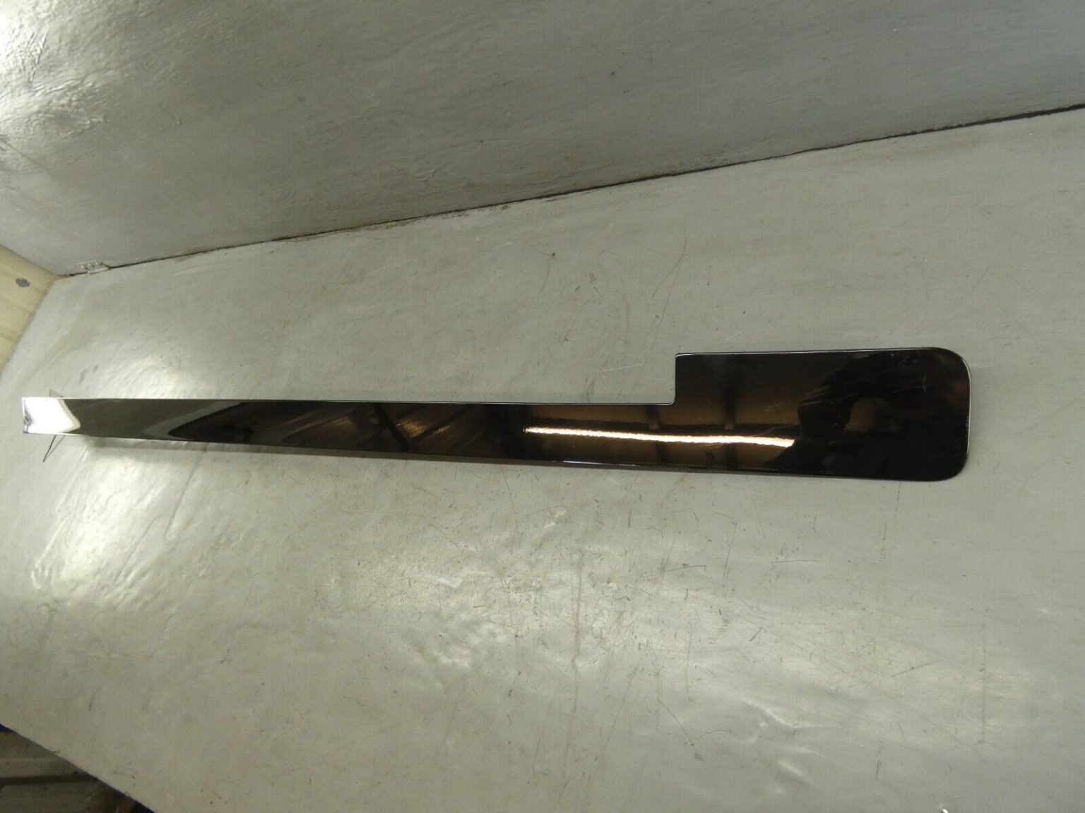 Ford Transit Custom Drivers Offside Side Sliding Door Runner Trim 2022 ...