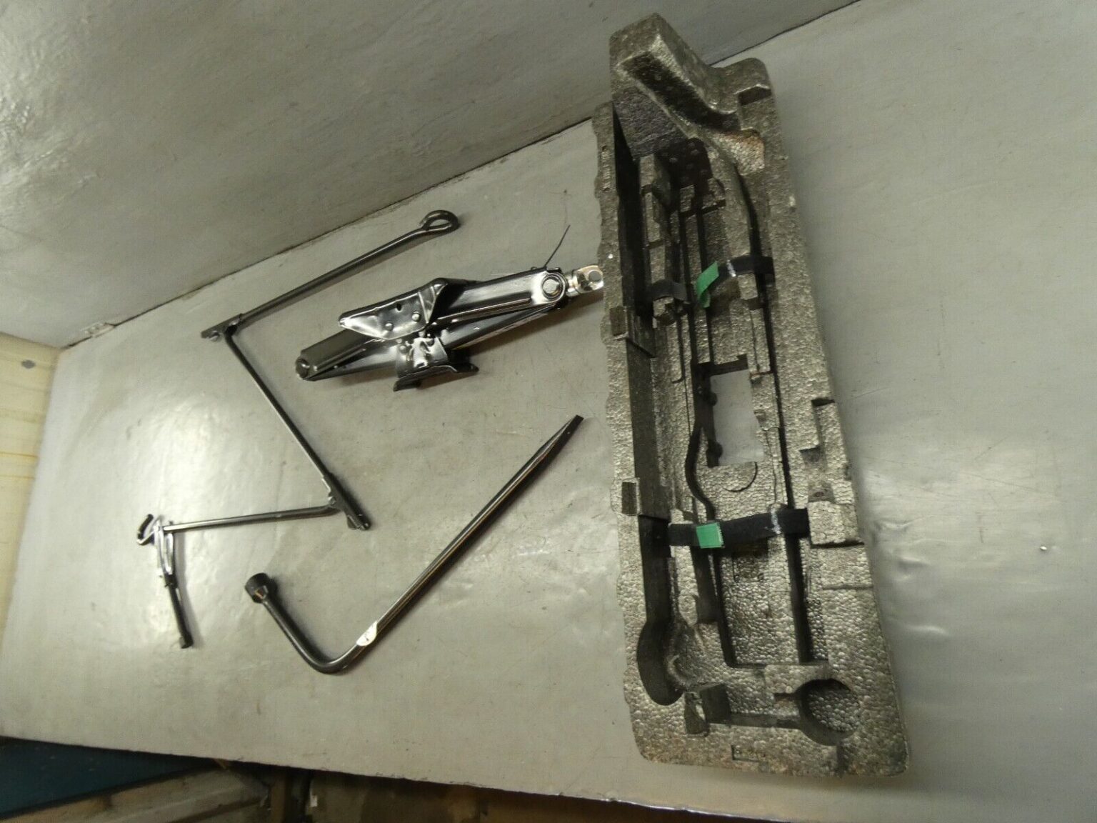 Ford Transit Custom Jack & Wheel Brace Set Kit 2.0TDCI 2022 - Chrispin ...