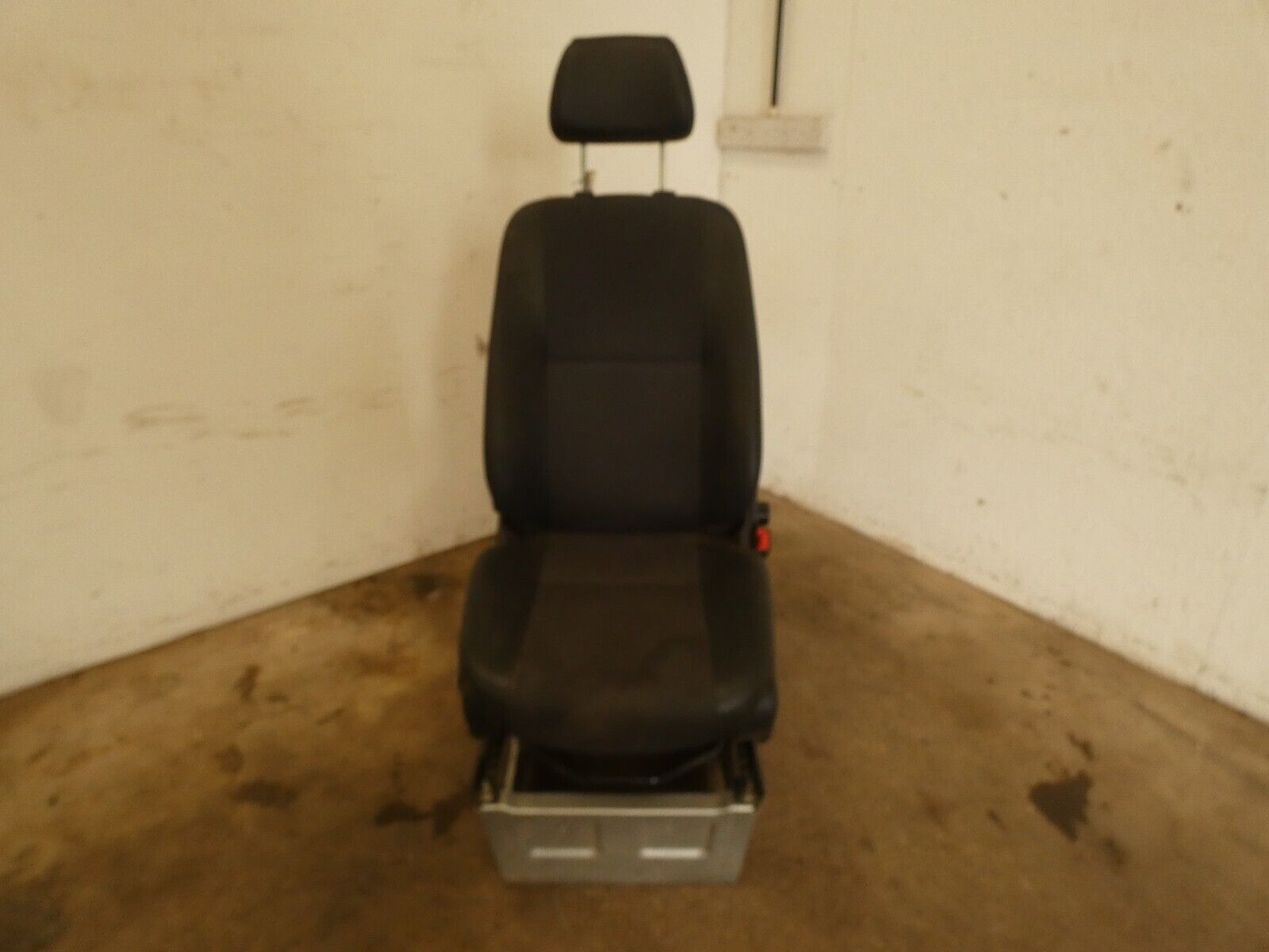 Mercedes Sprinter Drivers Offside Front Seat 2.1CDI 2017 - Chrispin's ...