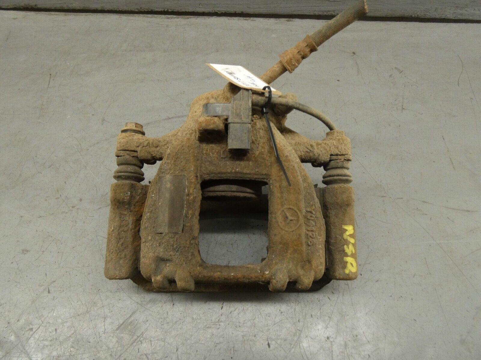 Mercedes Sprinter Passenger Nearside Rear Brake Caliper 2.1CDI 2017 ...