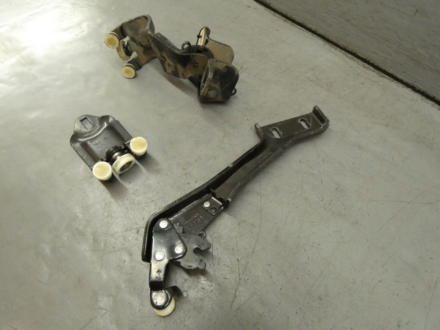 Ford Transit Custom Passenger Nearside Side Sliding Door Runners 2 ...