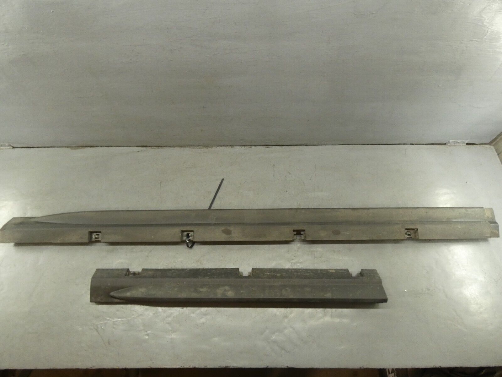 Ford Transit 350 Drivers Offside Side Skirt 2.0TDCI 2019 - Chrispin's ...