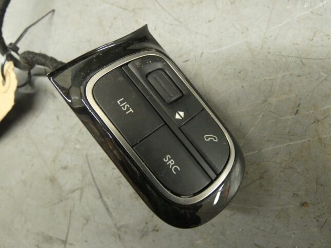 Citroen C3 5dr 1.6HDI Drivers Steering Wheel Controls Control Buttons ...