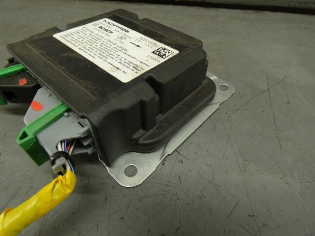 Vauxhall Combo Airbag ECU 1.3CDTI 2018 - BOSCH - 0 285 012 824 ...