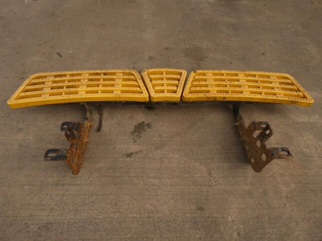 Vauxhall Movano Rear Step 2.3CDTI 2016 - Chrispin's Used Car Spares