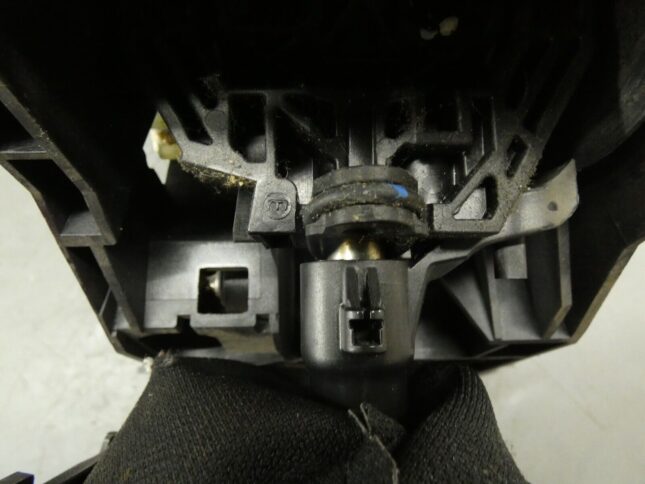 Peugeot Partner Manual Gear Stick Gearstick Lever 1.2 Petrol 2019 - 6 Speed - Chrispin's Used ...