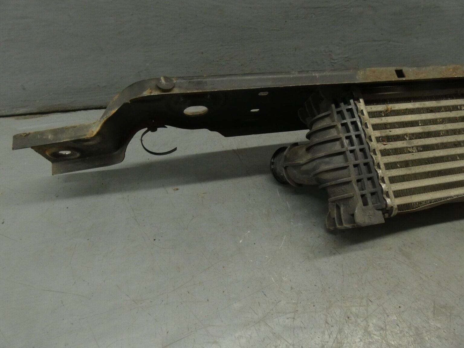 Ford Transit 350 Intercooler & Mounting Bracket 2.0TDCI 2017 - Chrispin ...