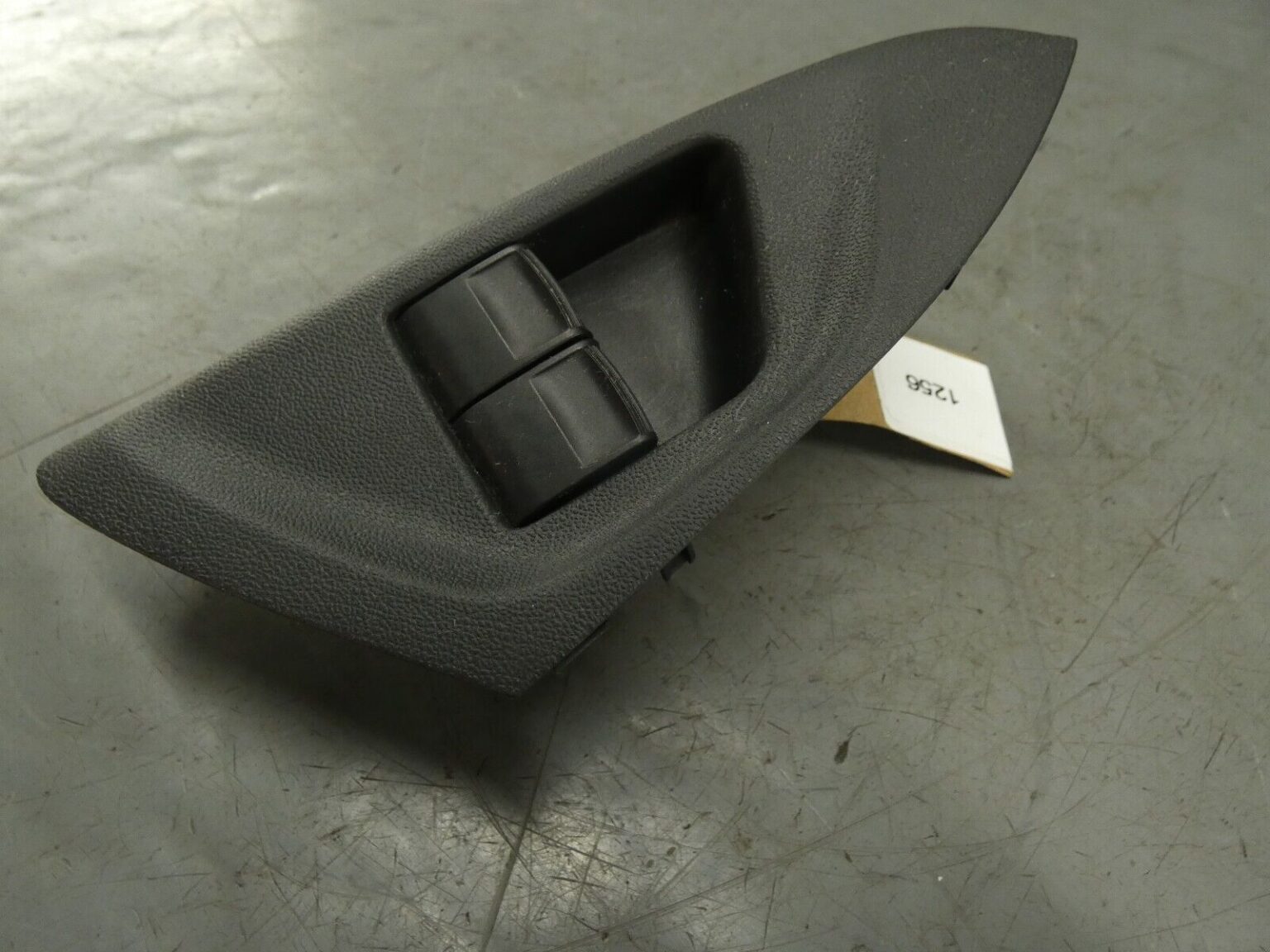 Citroen C1 Drivers Offside Front Window Switches 3dr 1.0 Petrol 2016 ...