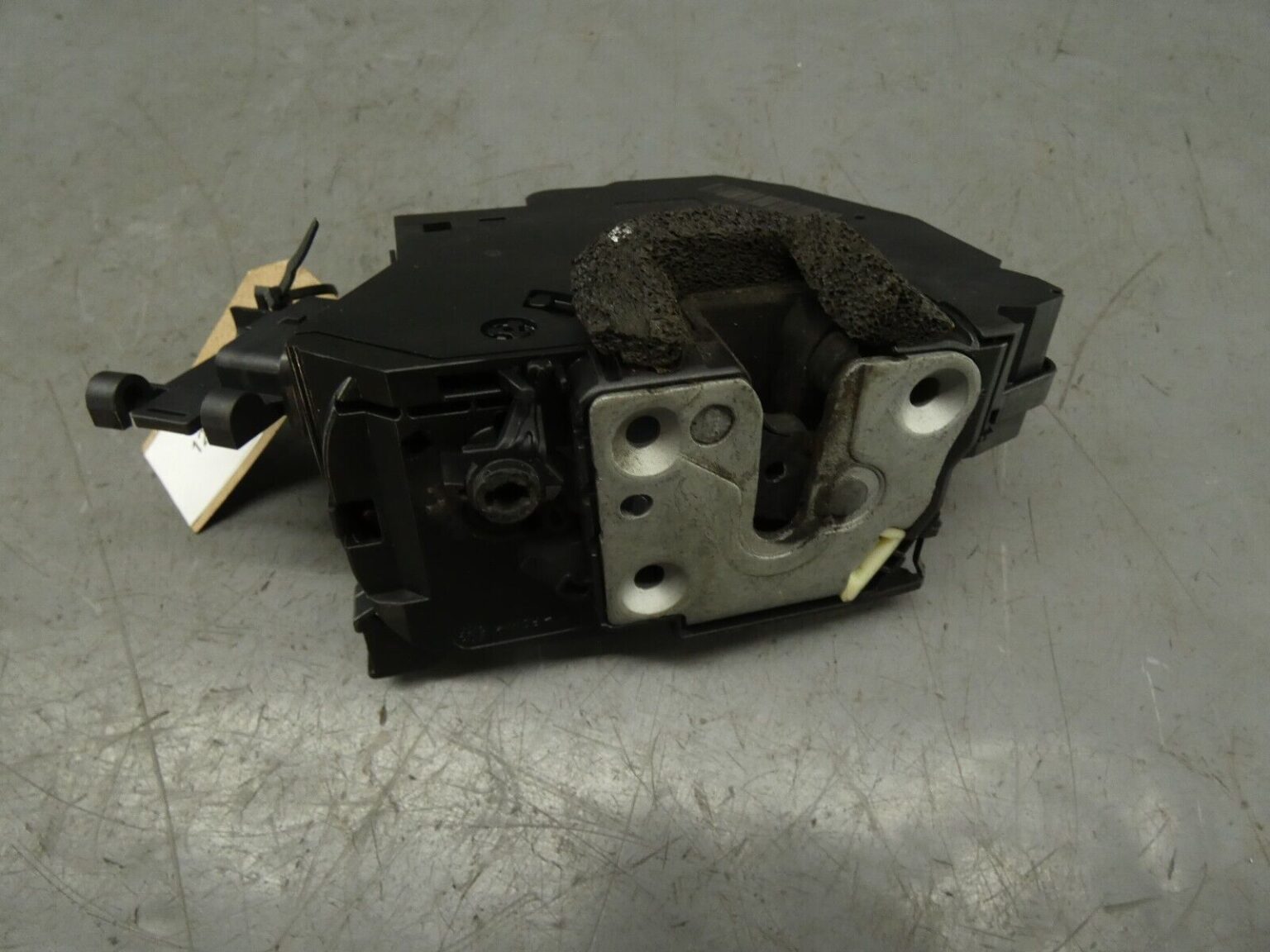 Vauxhall Vivaro Drivers Offside Side Sliding Door Lock Latch 2017 ...