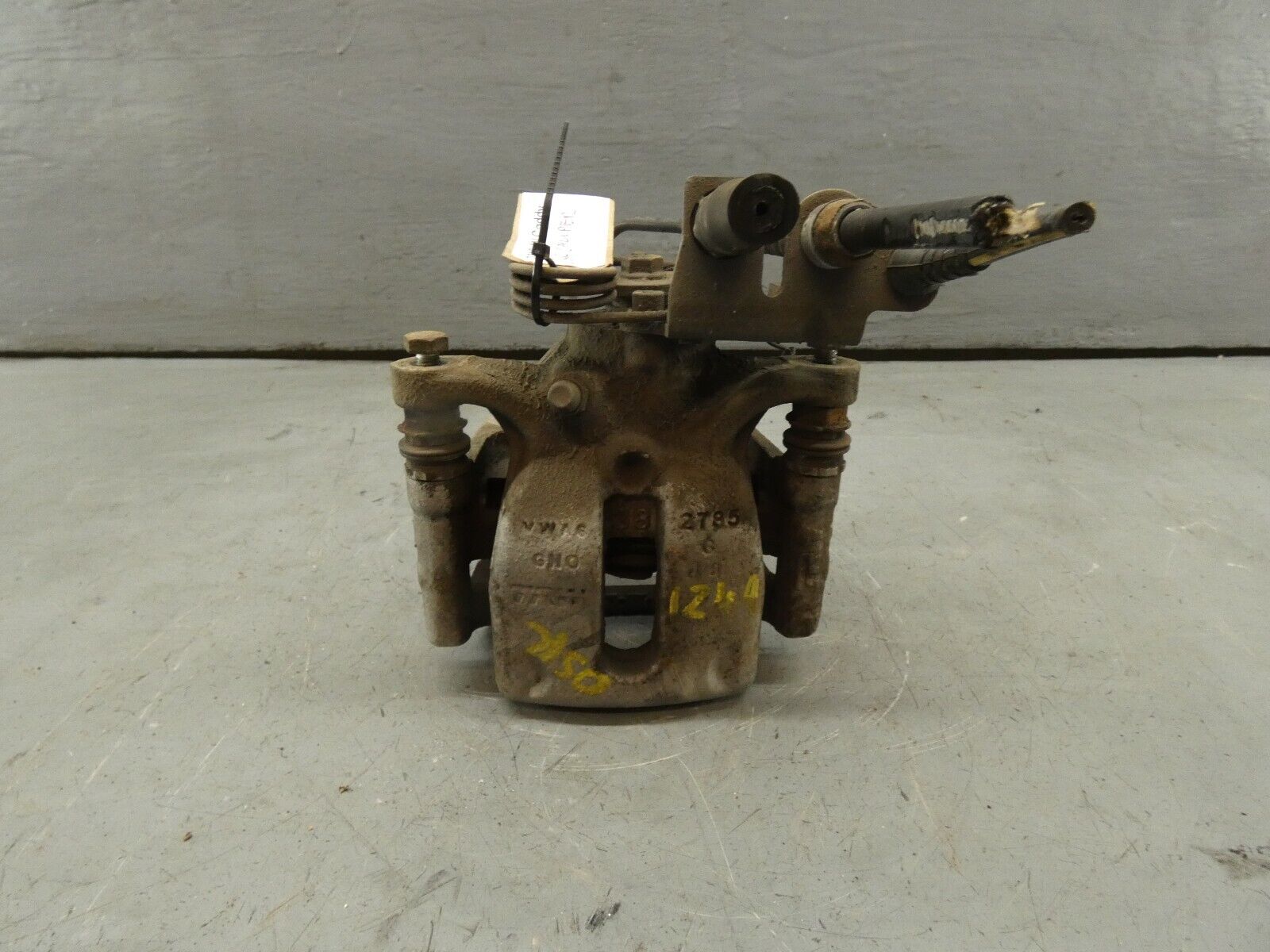 VW Volkswagen Caddy Drivers Offside Rear Brake Caliper 2.0HDI 2016 ...