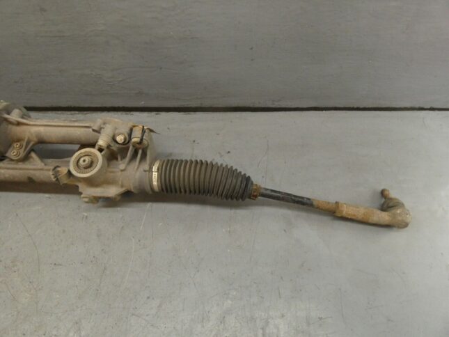 VW Volkswagen Caddy Steering Rack 2.0HDI 2016 - Chrispin's Used Car Spares