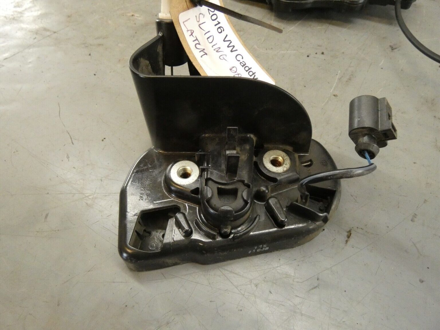 VW Volkswagen Caddy Passenger Nearside Side Sliding Door Lock Latch ...