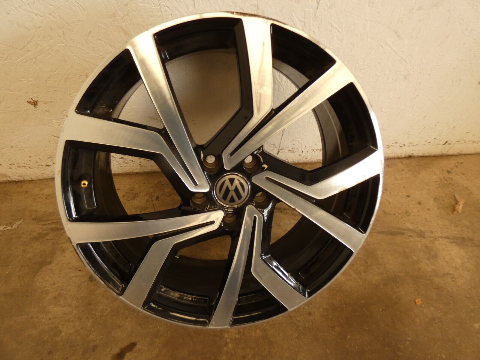 One 19" (2016) VW Volkswagen Caddy Alloy Wheel Rim - 5 Spoke - 19x7.5J ...