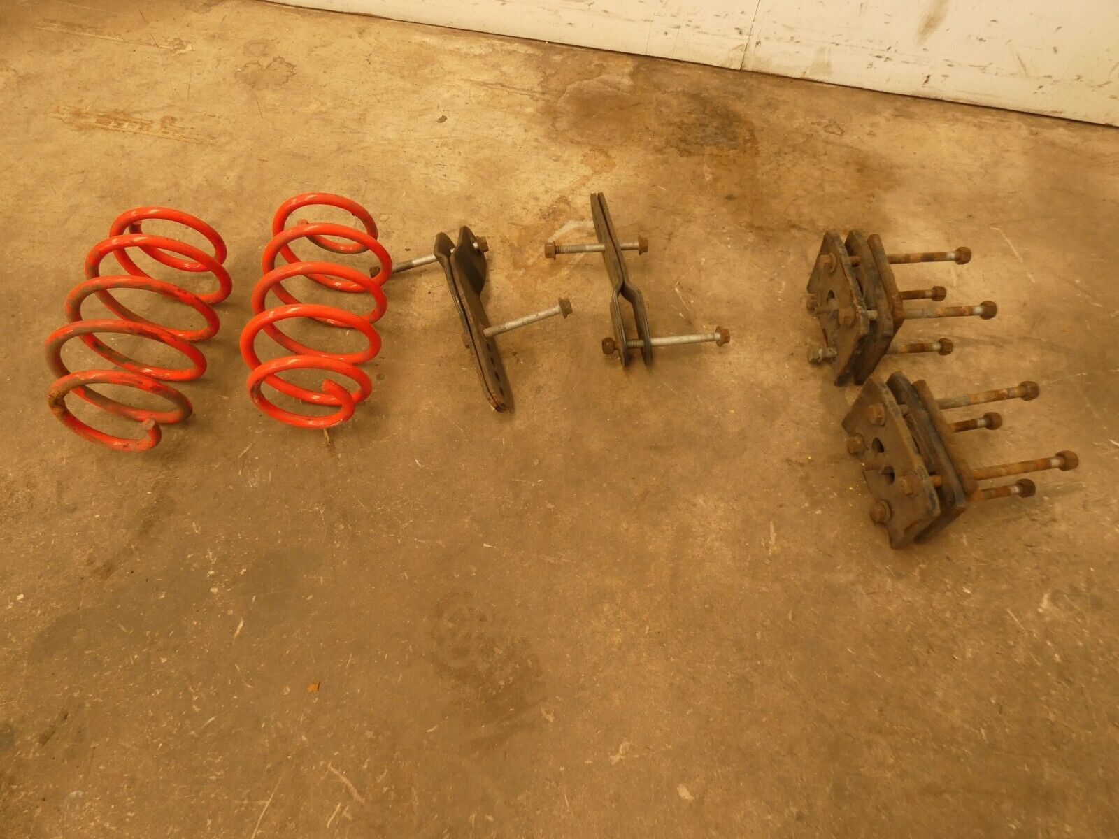 VW Volkswagen Caddy Suspension Lowering Kit Set 2.0HDI 2016 - Chrispin ...