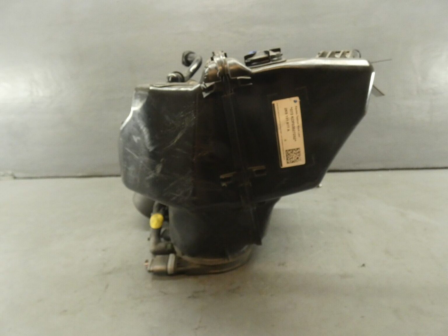 VW Volkswagen Caddy Adblue Tank 2.0HDI 2016 - 2K5131877A - Chrispin's ...