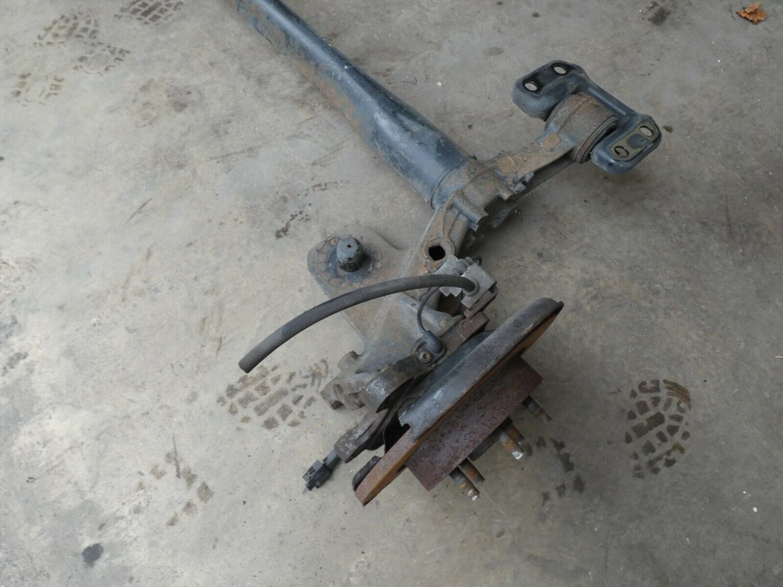 2013 Vauxhall Astra Estate 1.3CDTI Rear Axle - Chrispin's Used Car Spares