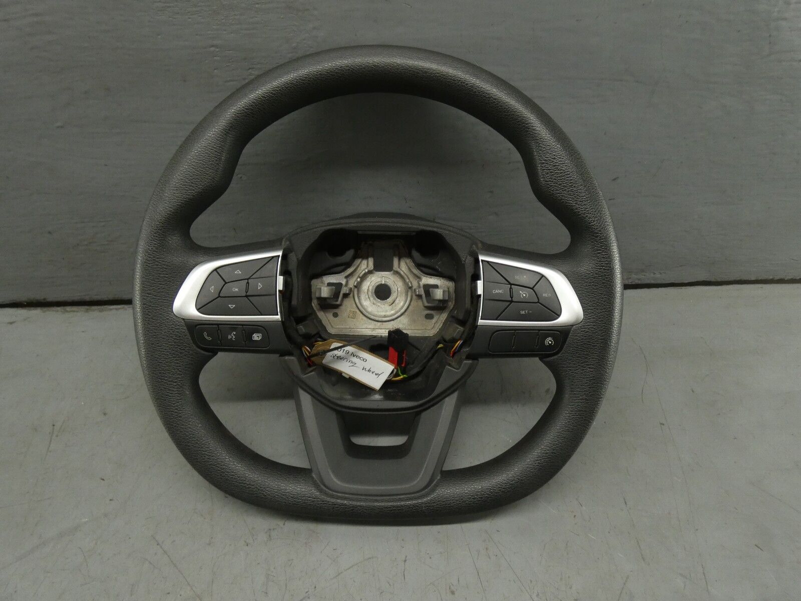 Iveco Daily Drivers Steering Wheel 35S12 2.3 2019 - 34289403C ...