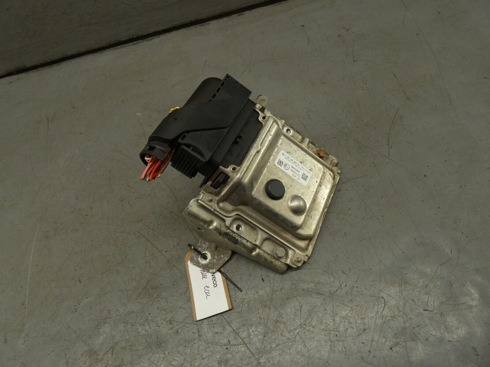 Iveco Daily Adblue ECU 35S12 2.3 2019 - 5802440689 - Chrispin's Used ...