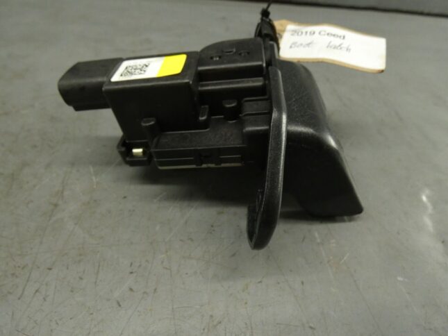 Kia Ceed Rear Tailgate Hatch Boot Lock Latch Catch 5dr 1.6CRDI 2019 ...