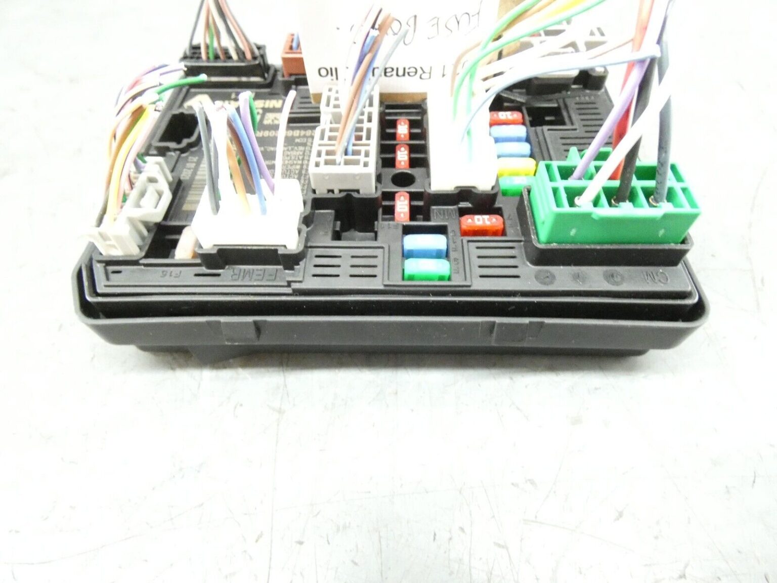 Renault Clio Fuse Board 5dr 1.0 Petrol 2021 - 284B68209R - Chrispin's ...