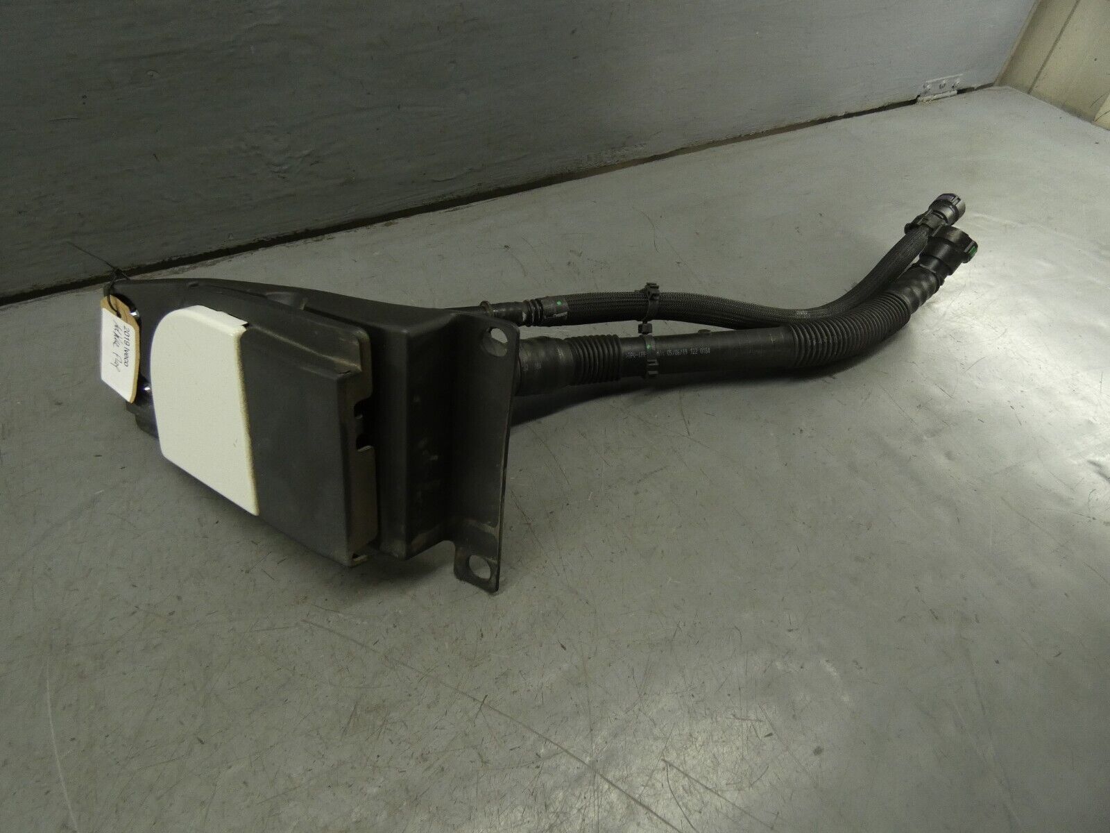 Iveco Daily Adblue Filler Cap Flap Cover & Pipes Hoses 35S12 2.3 2019 ...