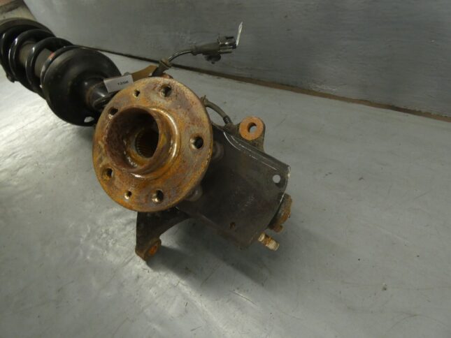 Vauxhall Vivaro Drivers Offside Front Shock & Hub Suspension 1.6CDTI ...