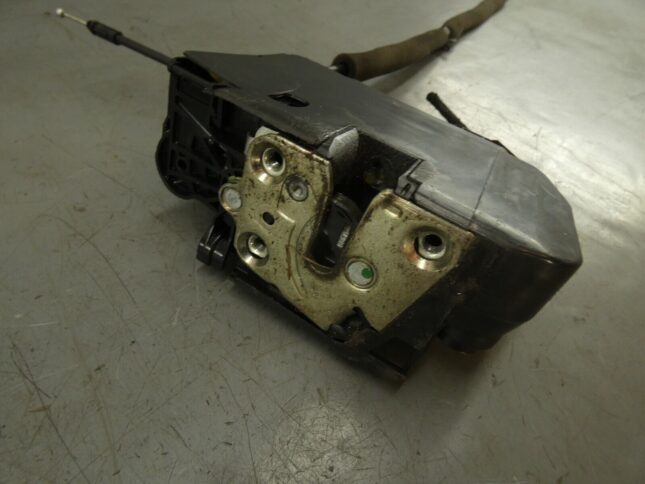 Iveco Daily Drivers Offside Front Door Lock Latch Motor 2.3 2019 ...
