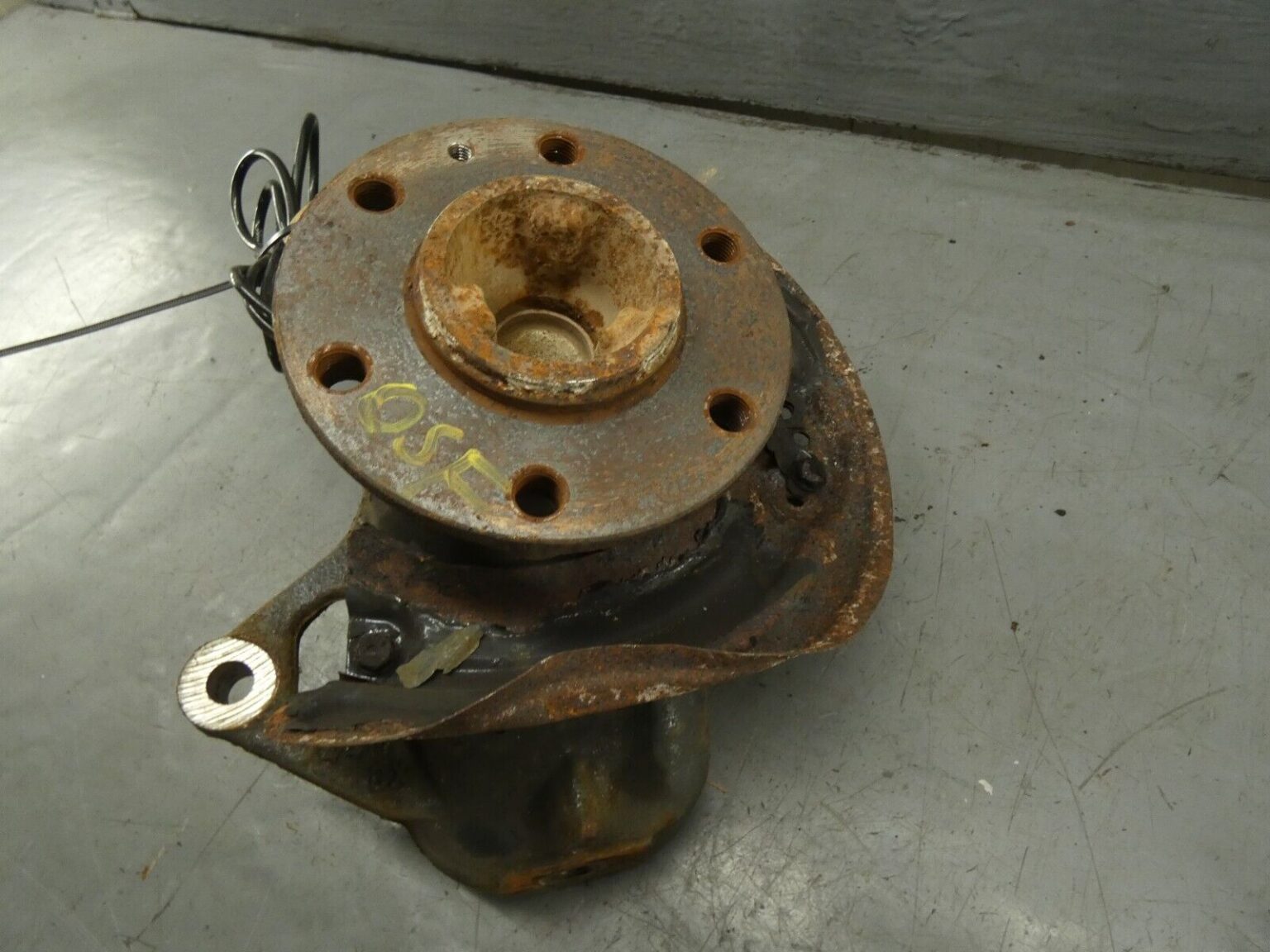 Iveco Daily Drivers Offside Front Wheel Hub 35S12 2.3 2019 - Chrispin's ...