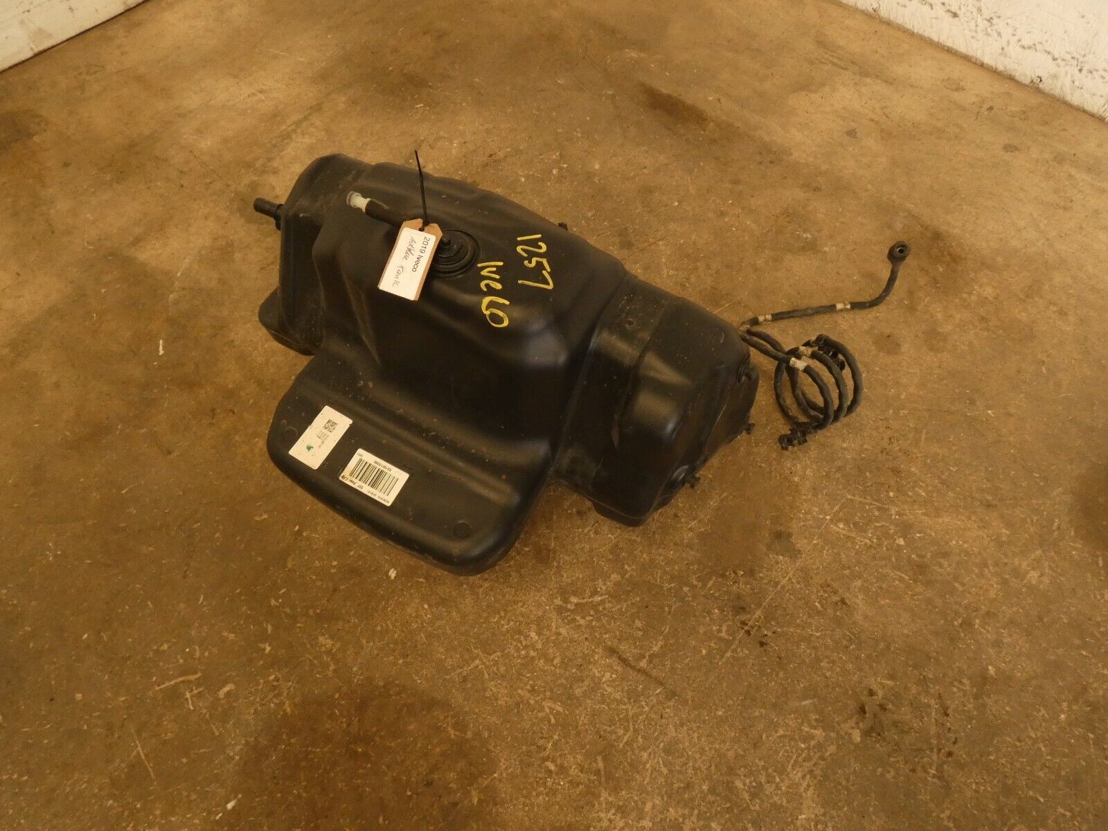 Iveco Daily Adblue Tank 35S12 2.3 2019 - GD192170288 - Chrispin's Used ...
