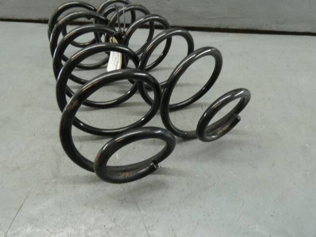 Peugeot 208 Rear Coil Spring Springs 5dr 1.6HDI 2017 (PAIR) - Chrispin ...