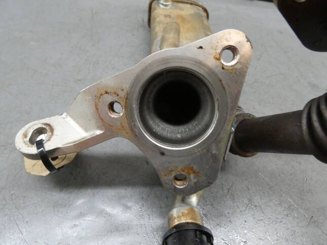 Nissan NV200 EGR Cooler 1.5DCI 2016 - 147357082R - Chrispin's Used Car ...