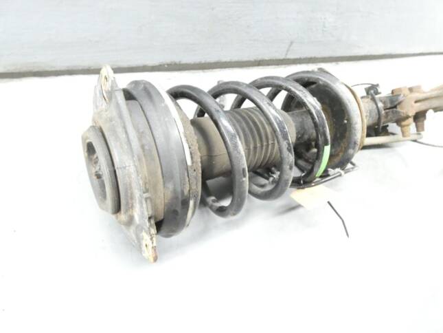 Nissan NV200 Drivers Offside Front Shock & Hub Suspension 1.5DCI 2016 ...